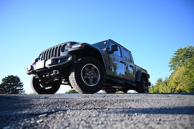4 Best Shocks for Jeep Gladiators for 2022 - Off Road Gear Lab